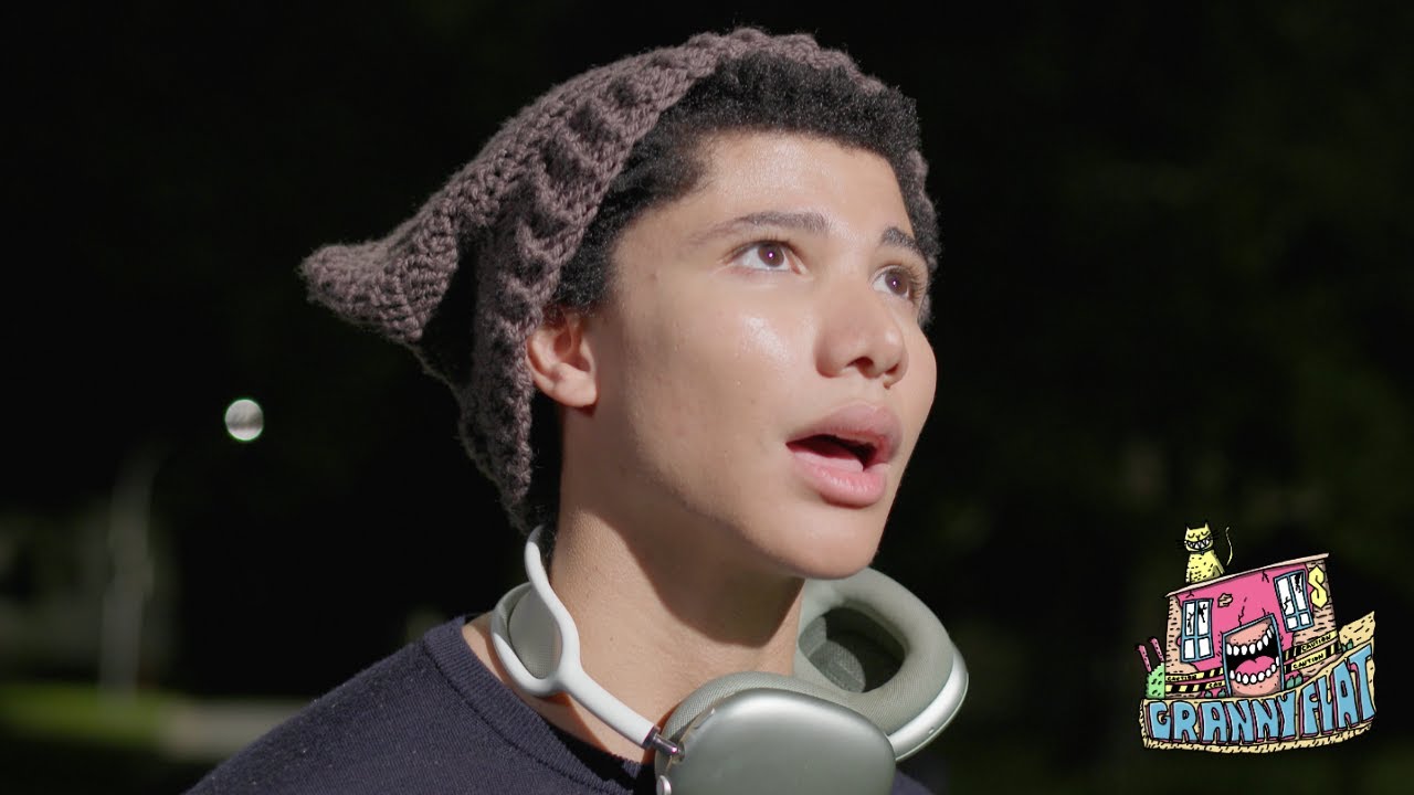 When robbing a theatre kid goes wrong (featuring James Majoos) - YouTube