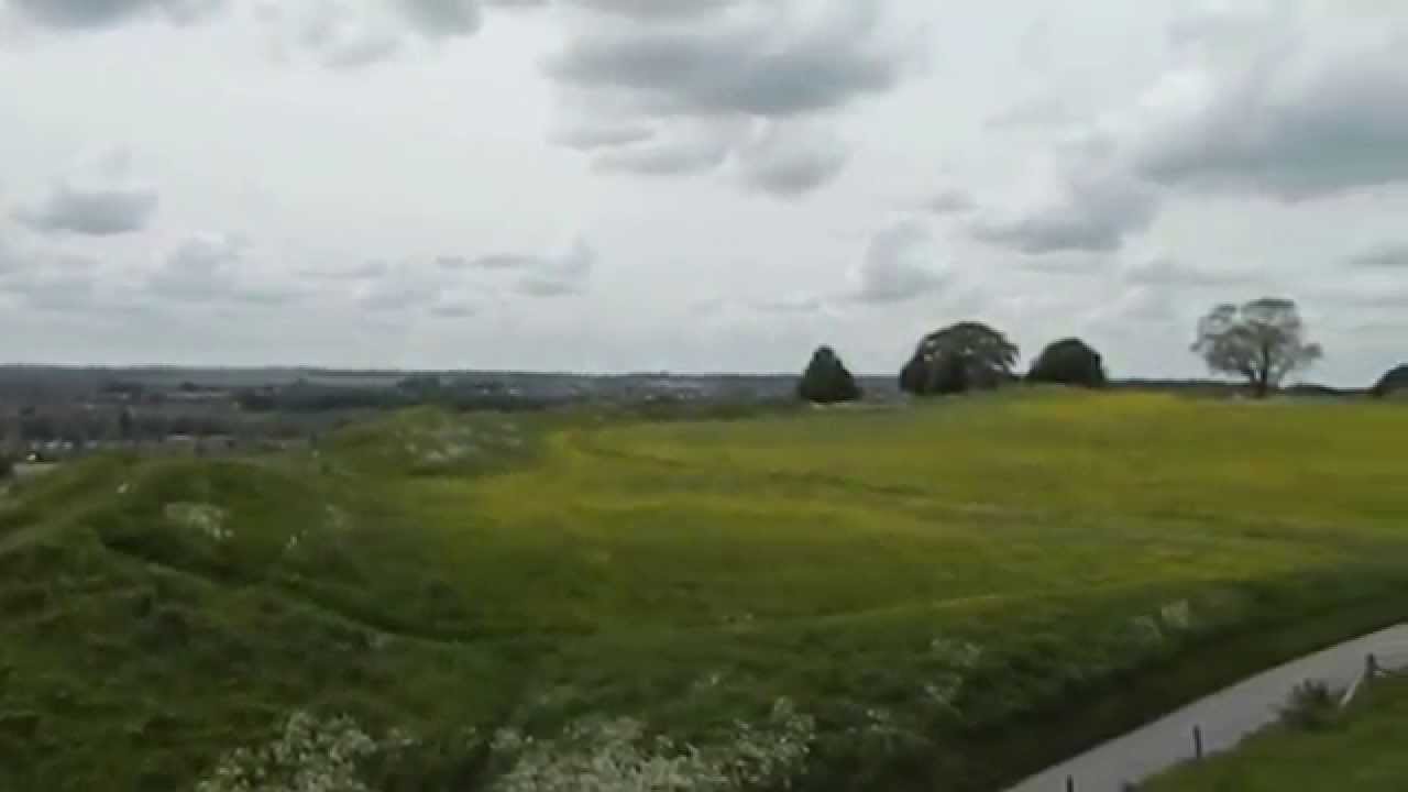 Old Sarum Castle Salisbury Wiltshire England - YouTube