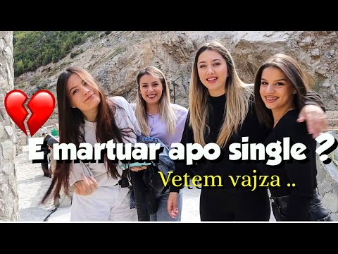 Vetem ne shtepi me shoqet  |AVENTURA NE FSHAT.. |ADISA GJO