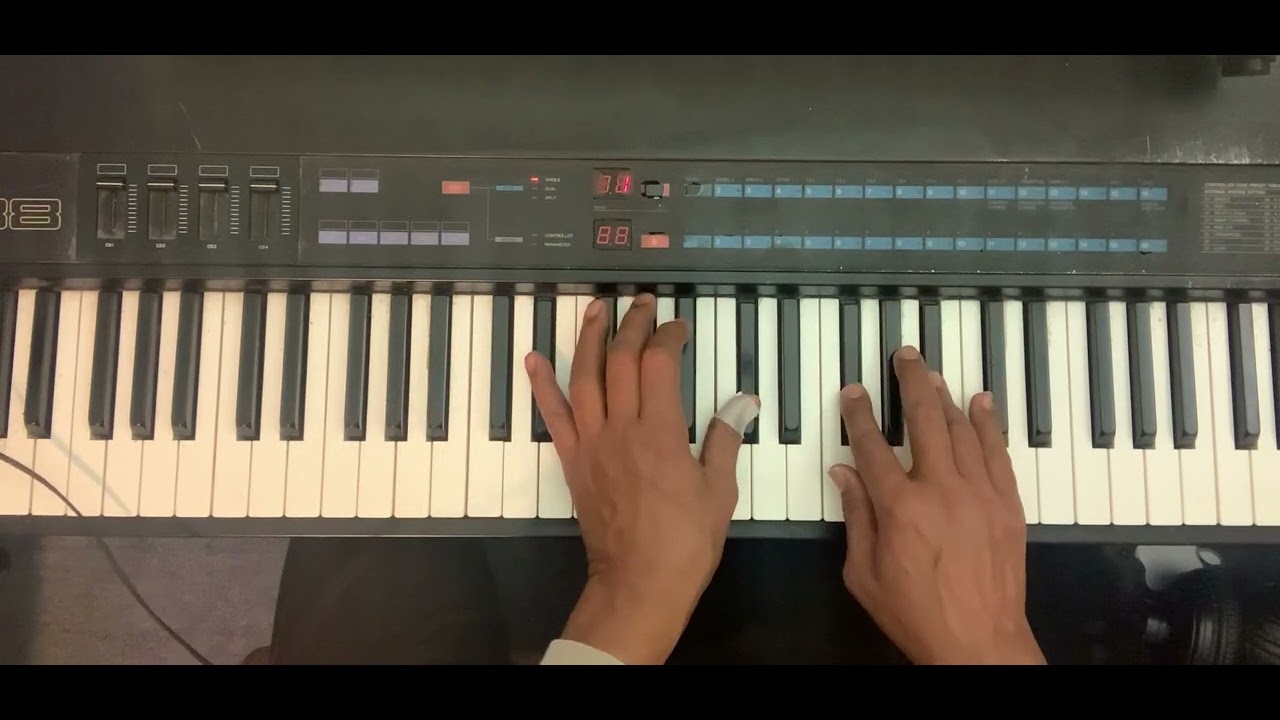 Lesson #113 II-V -I in 12 Keys on Basic Jazz Piano Course - YouTube