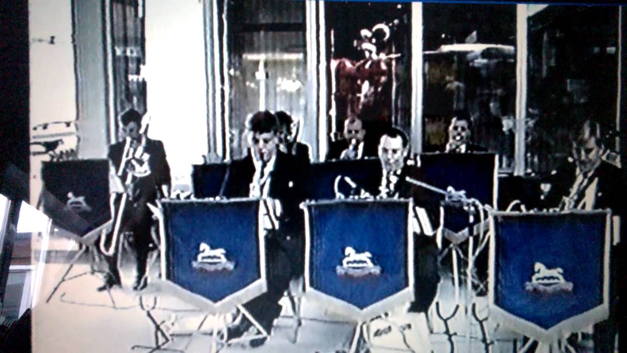 The Queen's Own Hussars Big band James Last Cha Cha Medley - YouTube