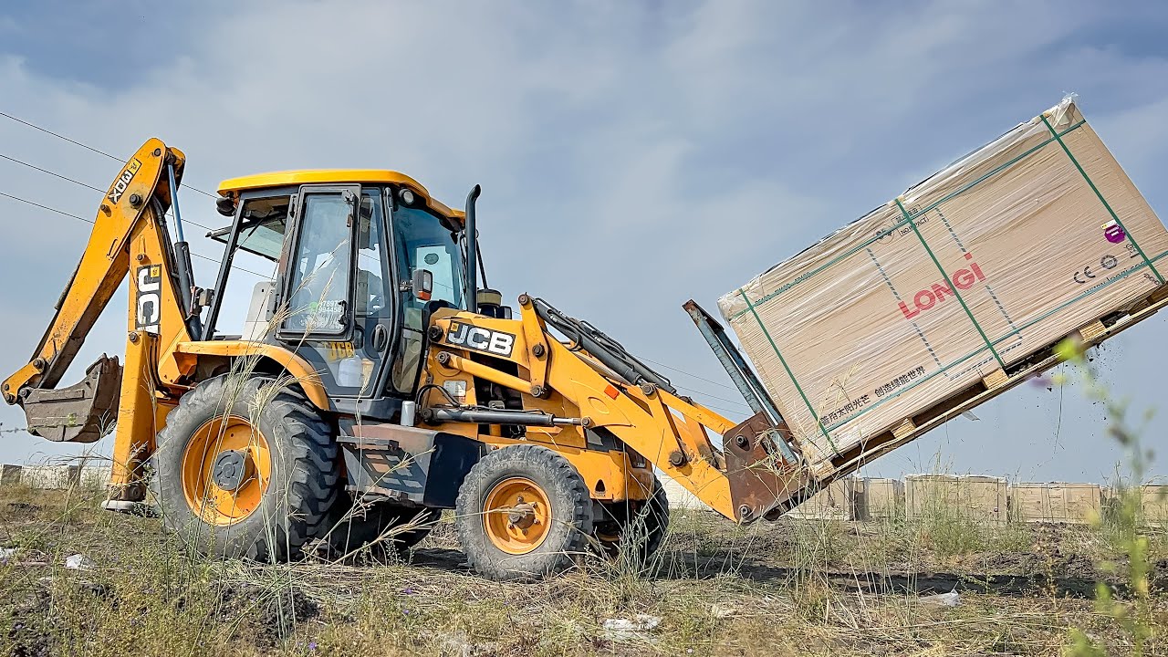 JCB 3DX Forklift Solar Panel Box Shifting and dig Cable Line | Jcb ...