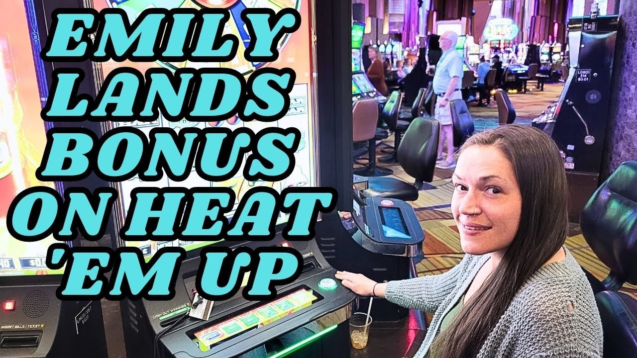 Emily Lands BONUS on Heat em Up Progressive Slot #slots #harrahs - YouTube