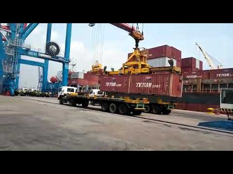 Kegiatan operasional T3 @PT. TEMAS PORT @pelabuhan Tanjung Priok - YouTube