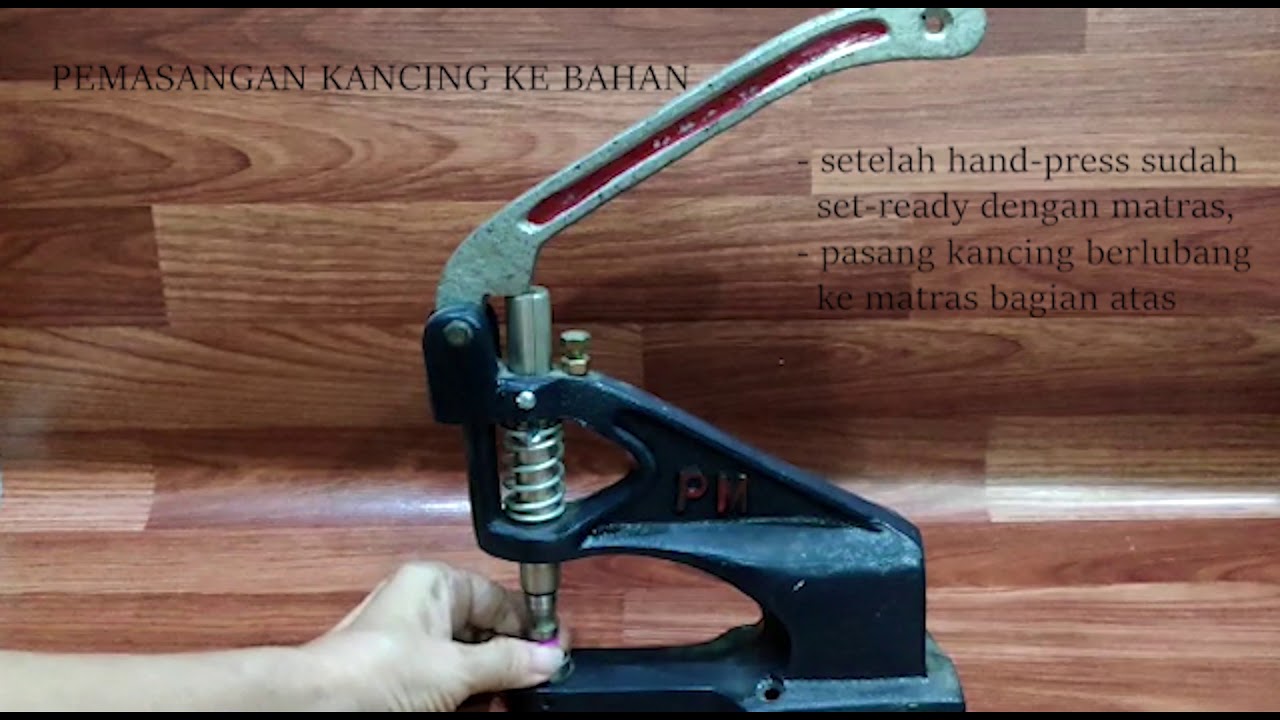 Tutorial pasang kancing jepret plastik - YouTube
