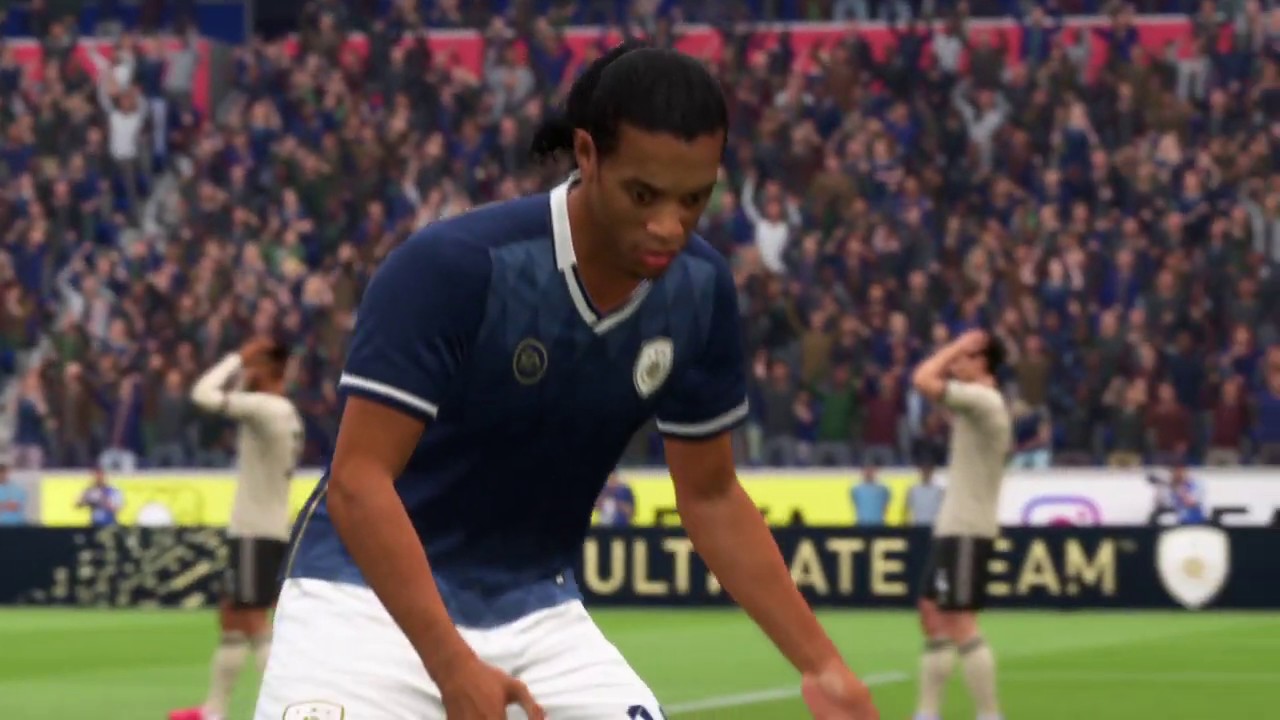 FIFA 20 PS4 20200616_132920 Loan Ronaldinho Run - YouTube