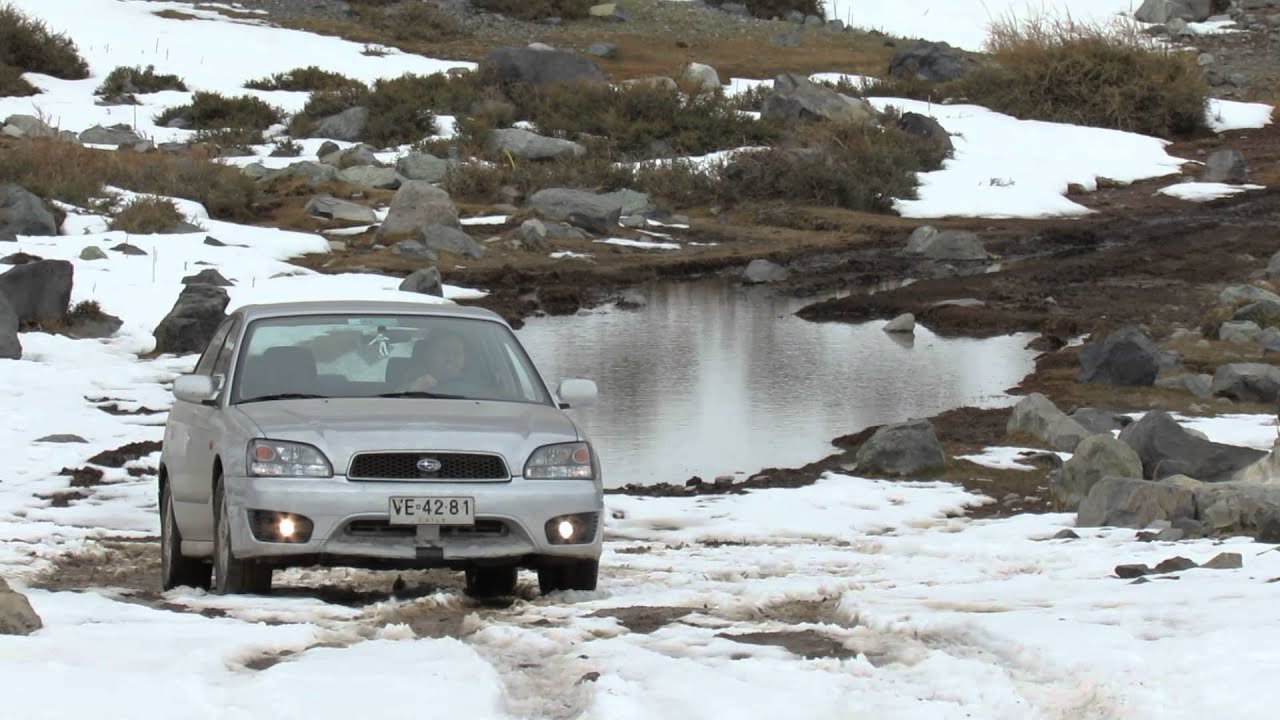 Subaru Legacy Snow Off-Road Chile - YouTube