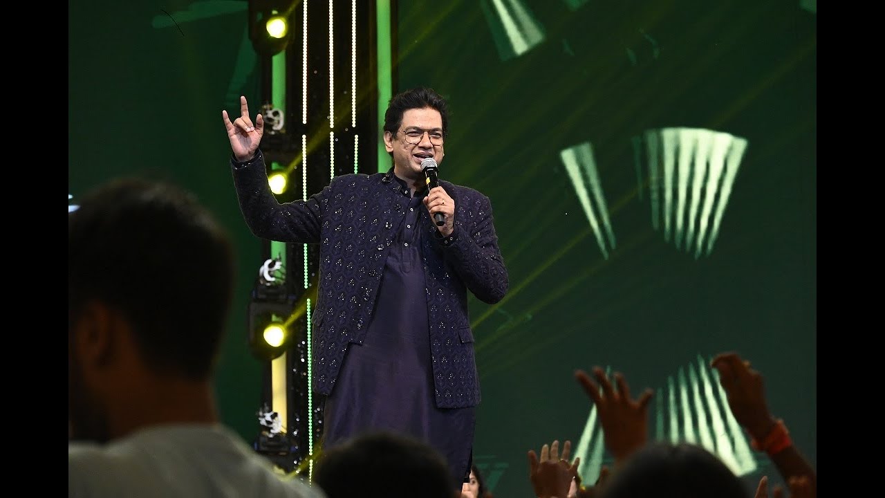 VIJAY PRAKASH HITS MEDLEY | Vijay Prakash | 60th Bengaluru Ganesh ...