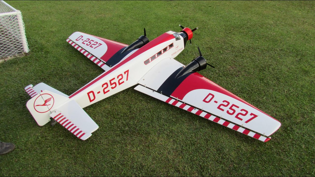R/C JU-52 - YouTube