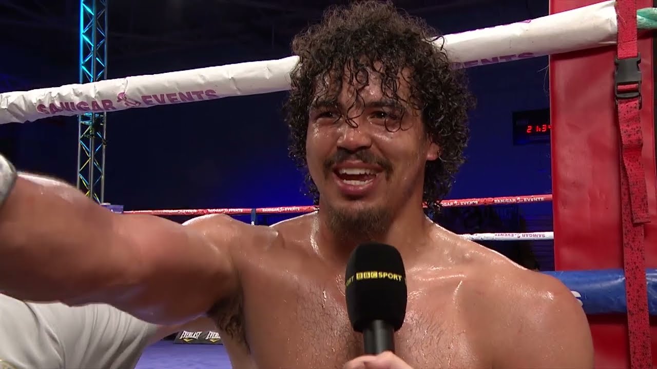 UNDEFEATED PROFESSIONAL BOXER Moses 'THE NATIVE' Jolly vs Lamah Griggs ...