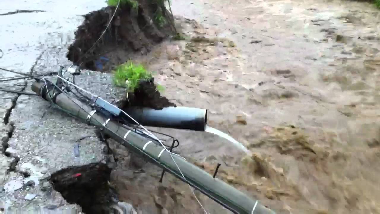 Flude in korea - YouTube