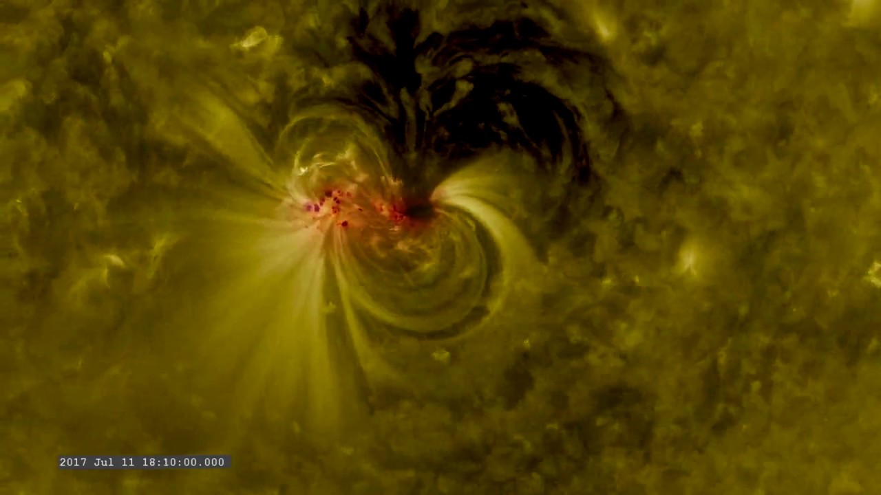 Sunspot Puts On Amazing Two Week show- Timelapse Video - YouTube