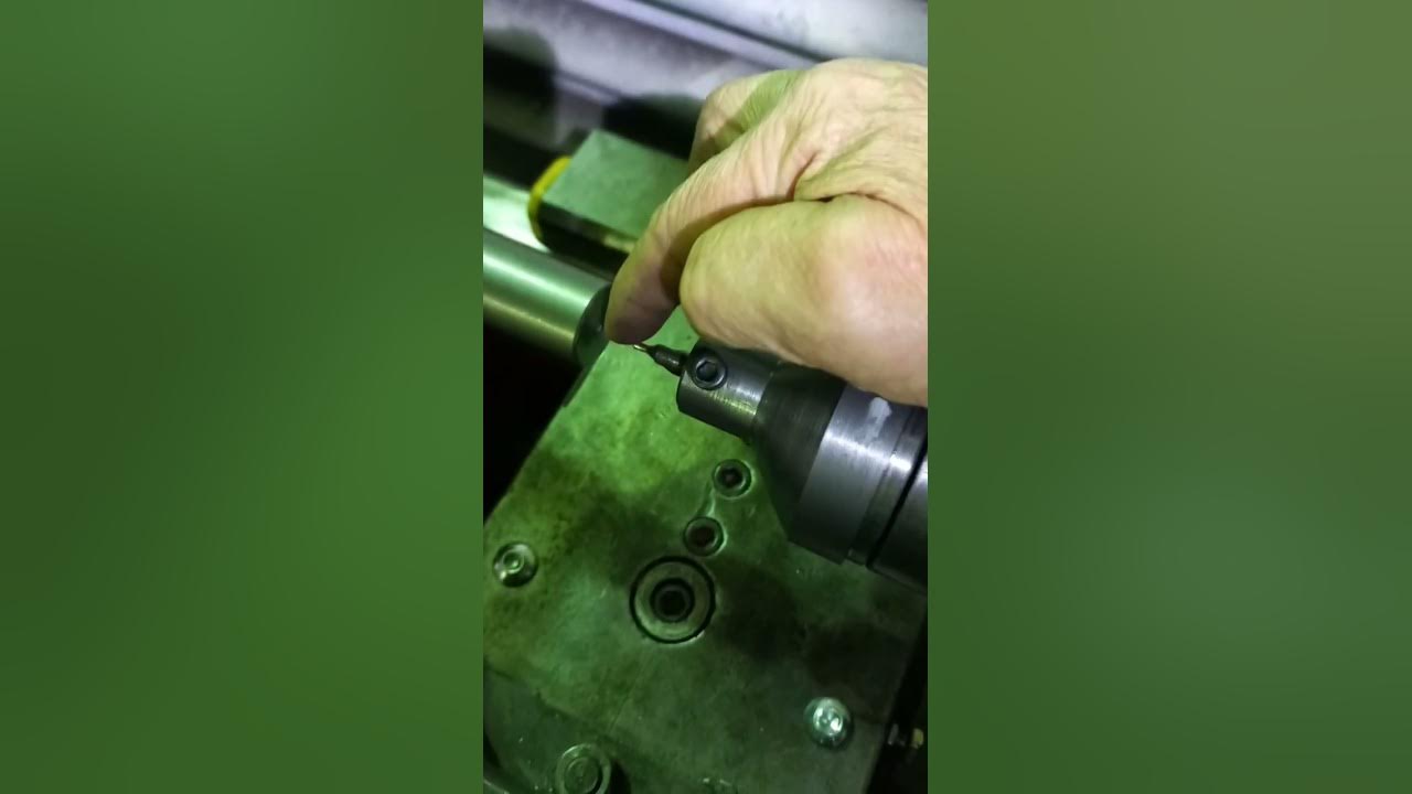 Токарная центровка - YouTube