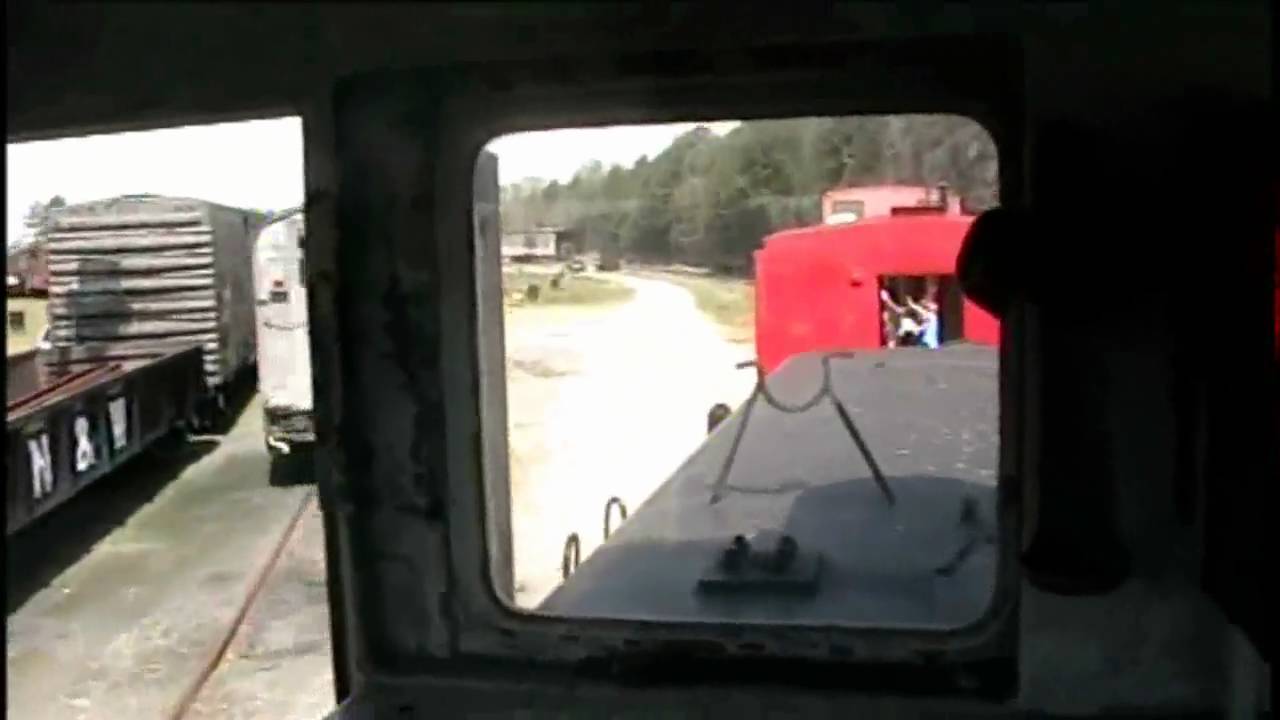 GE 44-tonner Cab Ride at the Southeastern Railway Museum - YouTube