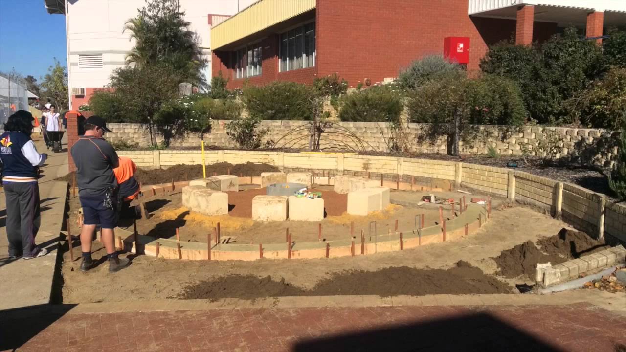 Mercy College welcomes Yarning Circle for NAIDOC Week - YouTube