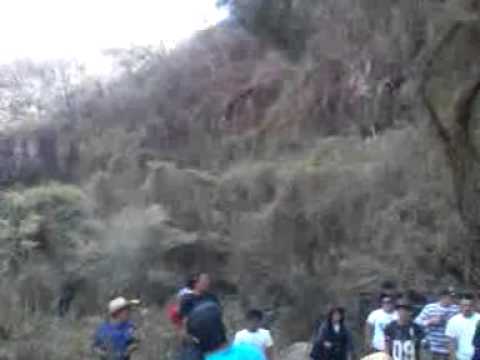 La cueva arrastrada en Ramblas Chico - YouTube