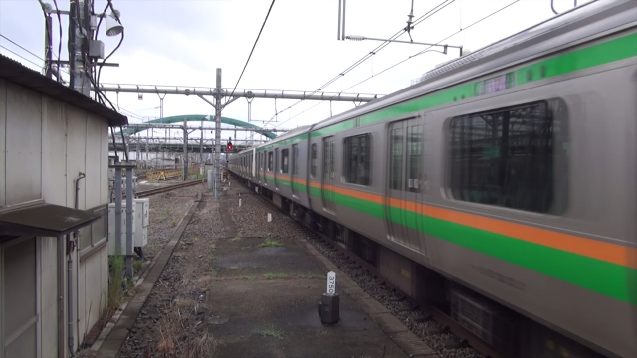 EH500 6+コキ E233系E07編成E51編成 大宮にて - YouTube