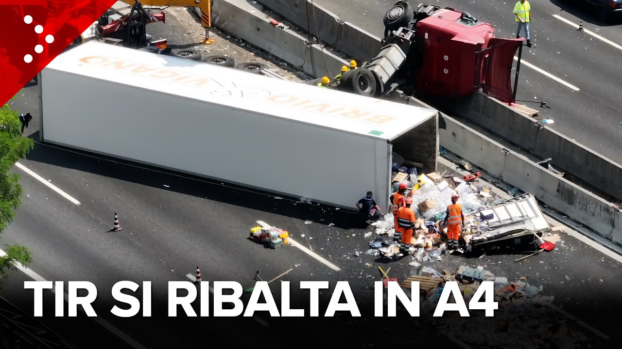 A4, tir carico di bottiglie d'acqua e generi elementari si ribalta all ...