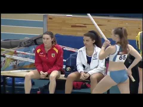 Girls Pole Vault tricks