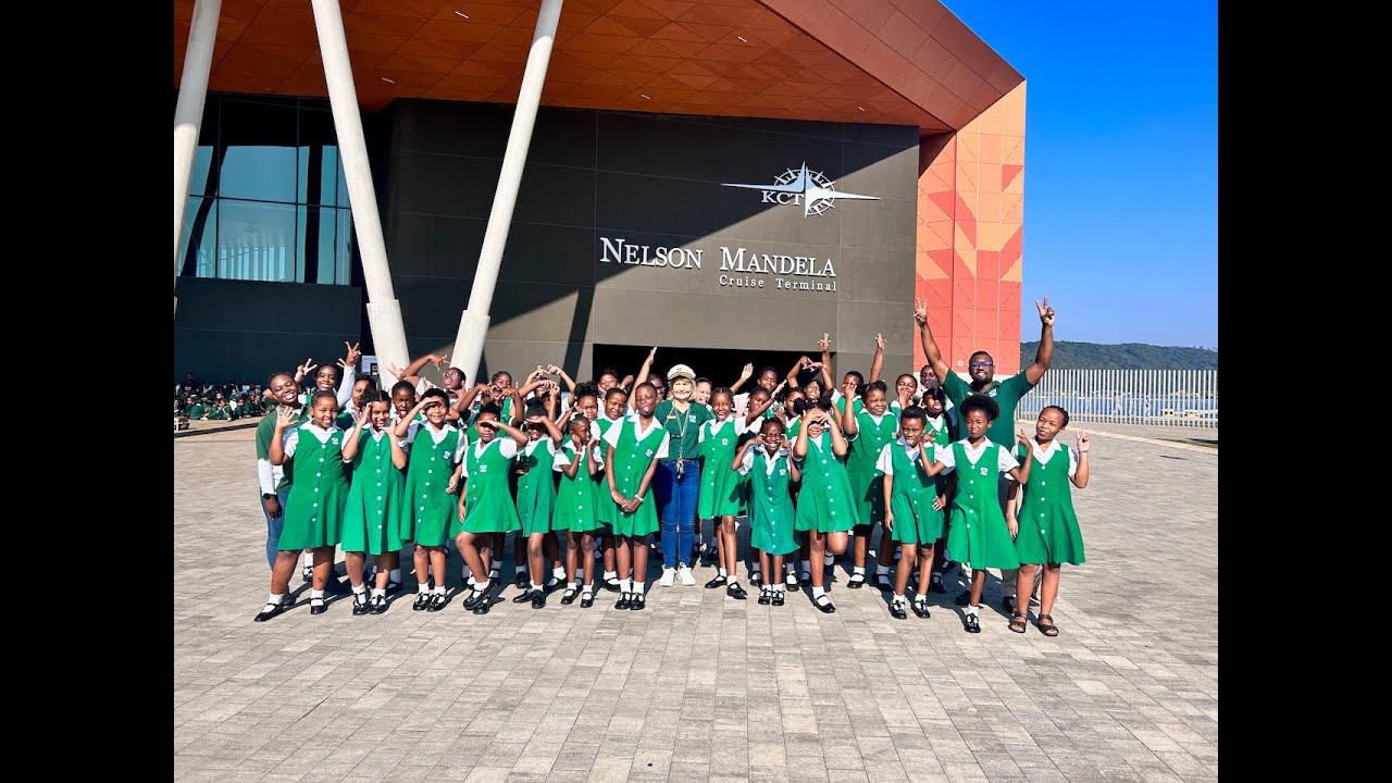 Berea Primary Live Performance on the Logos Hope - YouTube