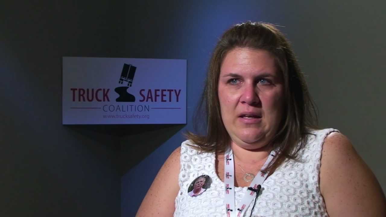 Angie Dillow - Sorrow to Strength 2011 - YouTube