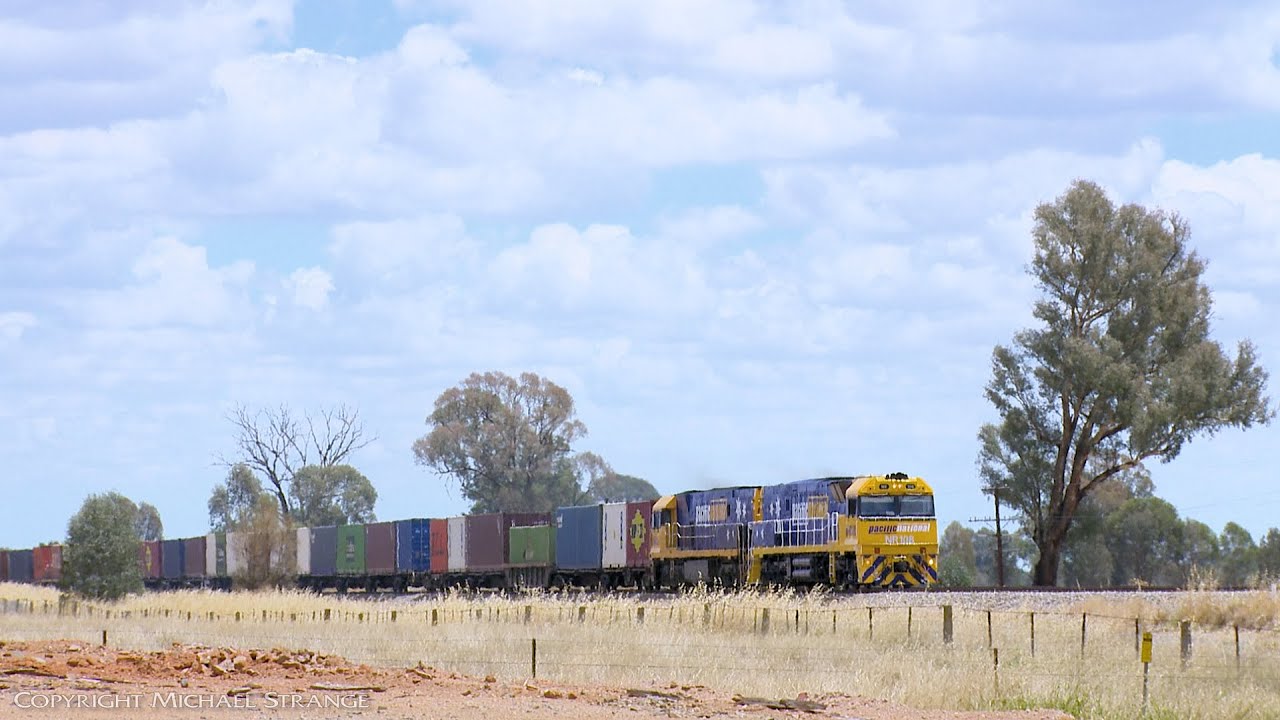 6AB6 Pacific National Container Train Near Chiltern (26/12/2009 ...