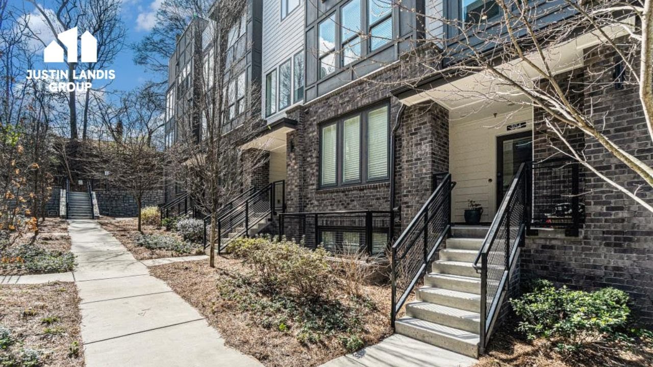Stunning 3 Outdoor Living Spaces Condo at Pratt Stacks - Grant Park ...