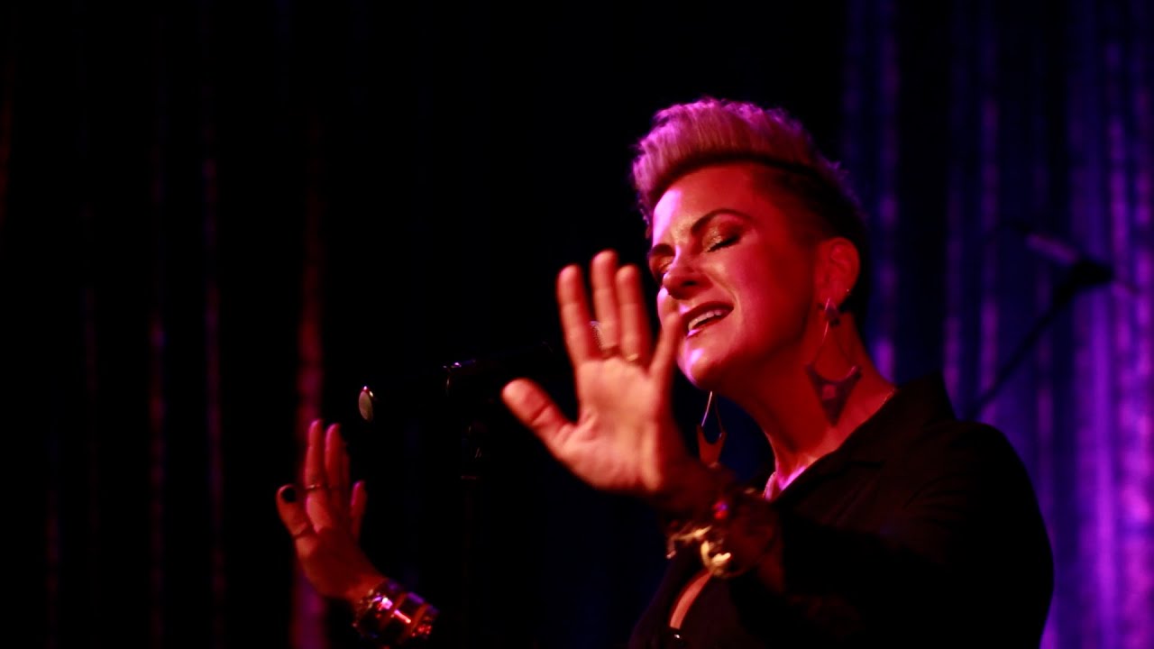 Precious Rare - Eimear - live performance - YouTube