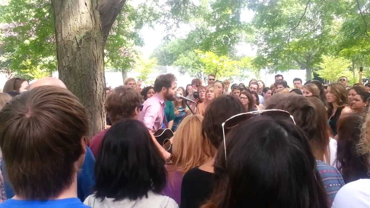 Free Busker Show in Toronto by Passenger (British Folk Artist) - YouTube