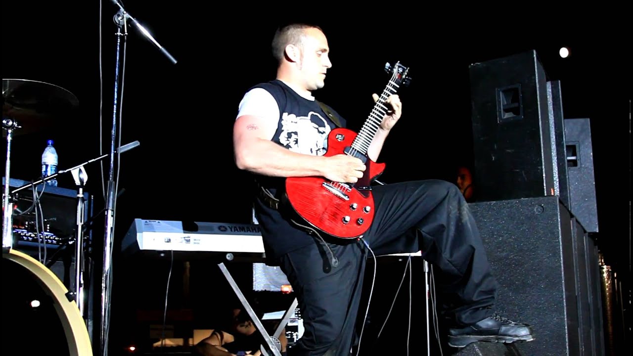 The Evening guitarist Joe Molinari was just great playing the National ...