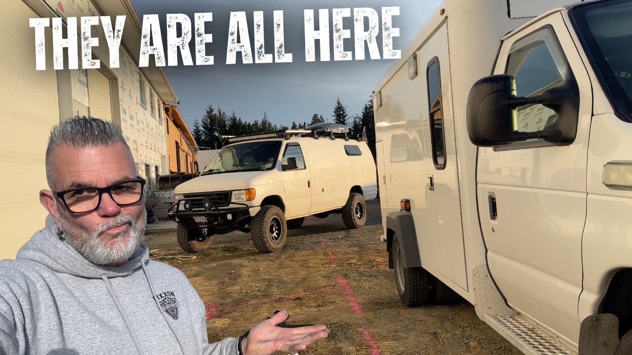 THE WHOLE CREW IS HERE. Everything Its Going On At The Same Time. VAN ...