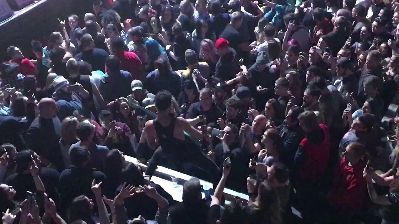 Story Of The Year - Ryan Phillips Plying Guitar In The Crowd (Live in ...