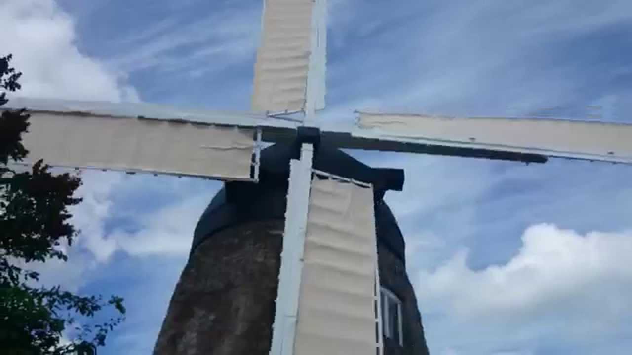 windmill in Wheatley, wiatrak w Wheatley, England - YouTube
