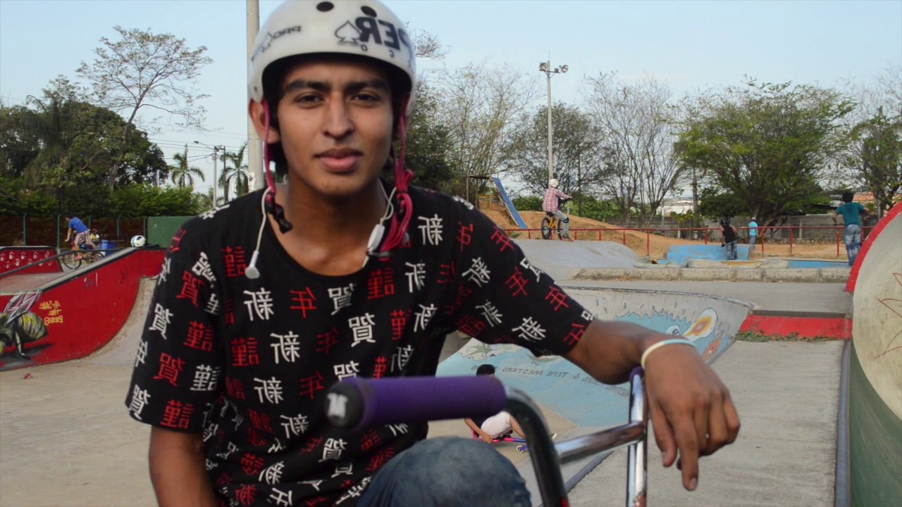 Entrevista con Nicolas Madero BMX - YouTube