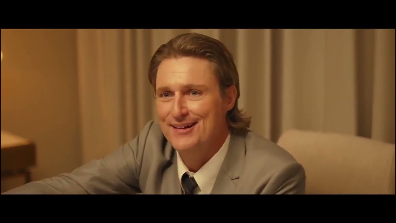 Tampang internasional, tapi kelakuan lokal. Pak Fred, alias bule medok ...