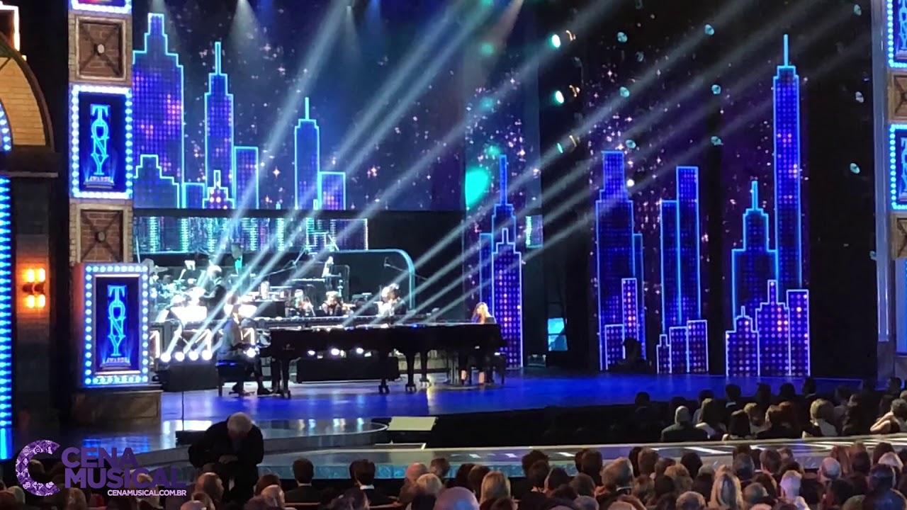 Tony Awards 2018 - Abertura (Opening Number) - YouTube
