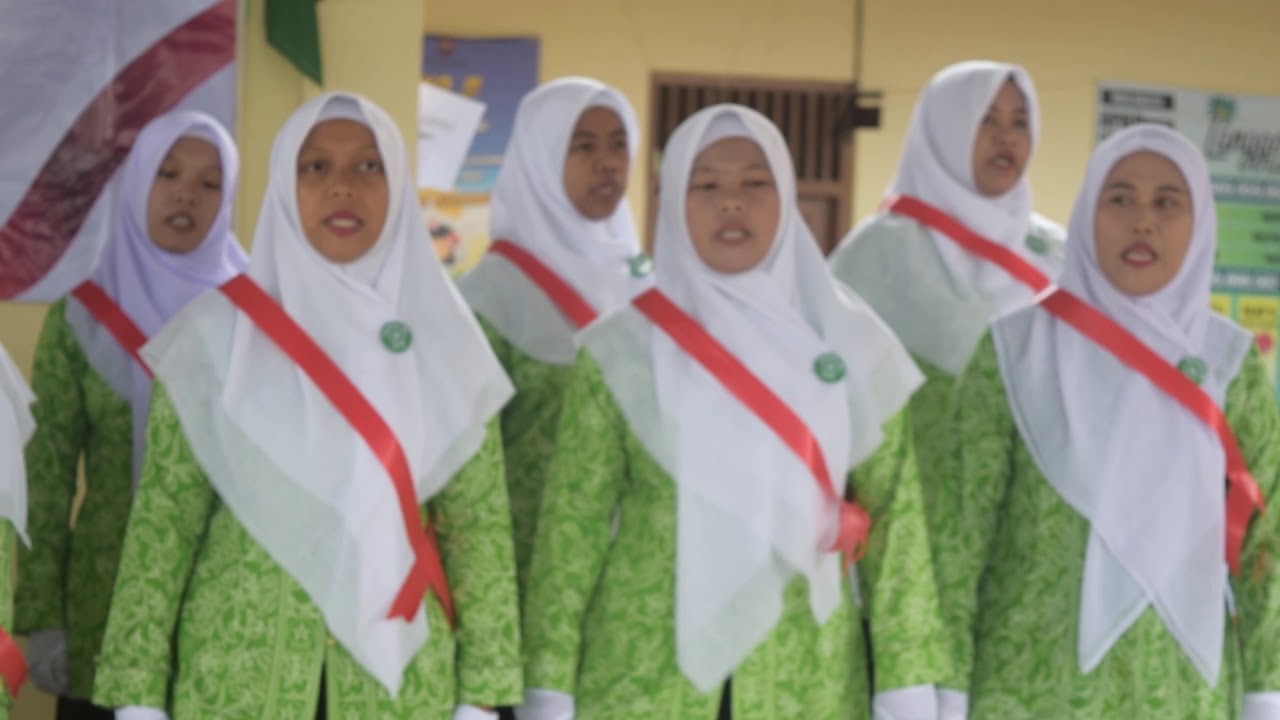 SEMANGATNYA LUAR BIASA !!! JUARA II Lomba Mars Fatayat NU Ranting ...