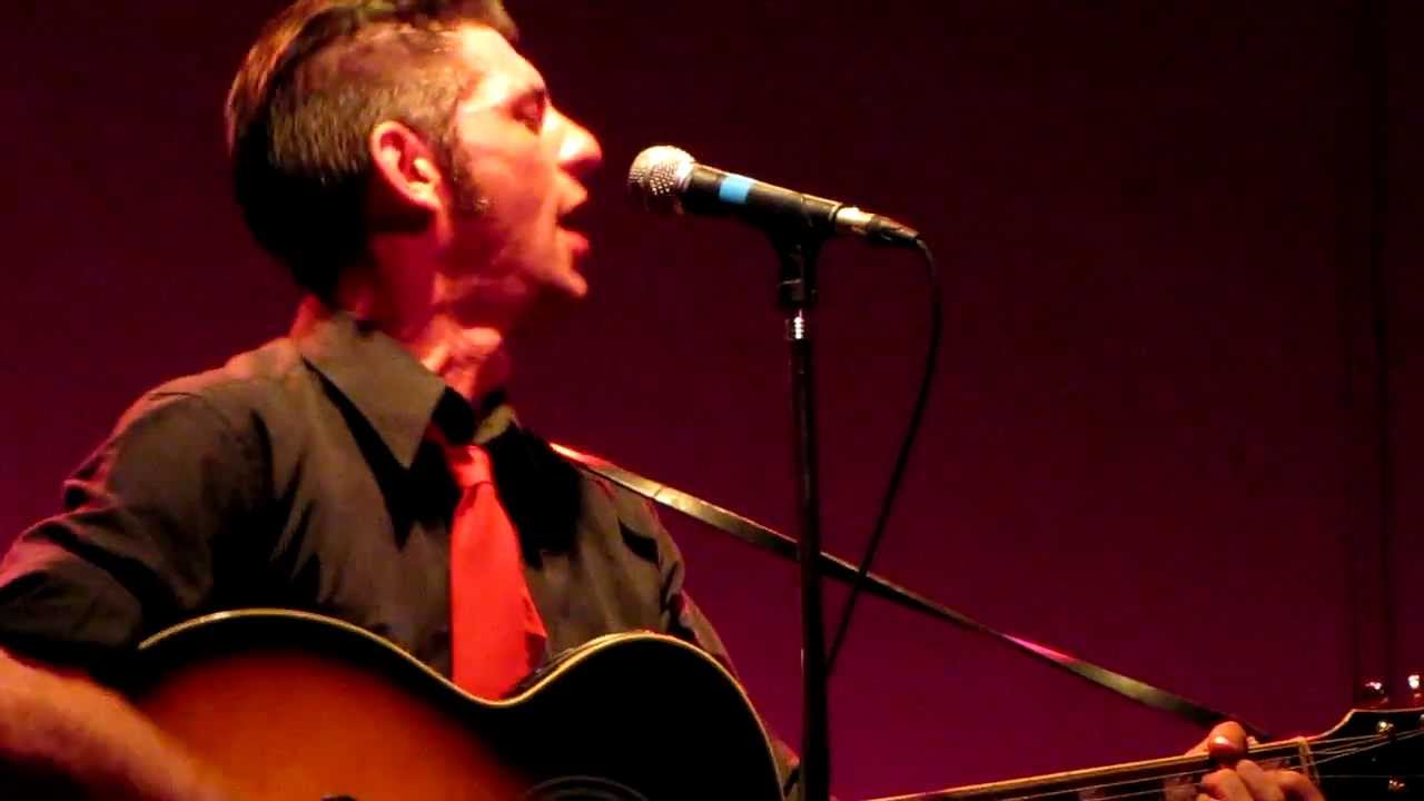The Broken Toys - Sobre tu Cadaver @Jägermeister Rock Nights - YouTube