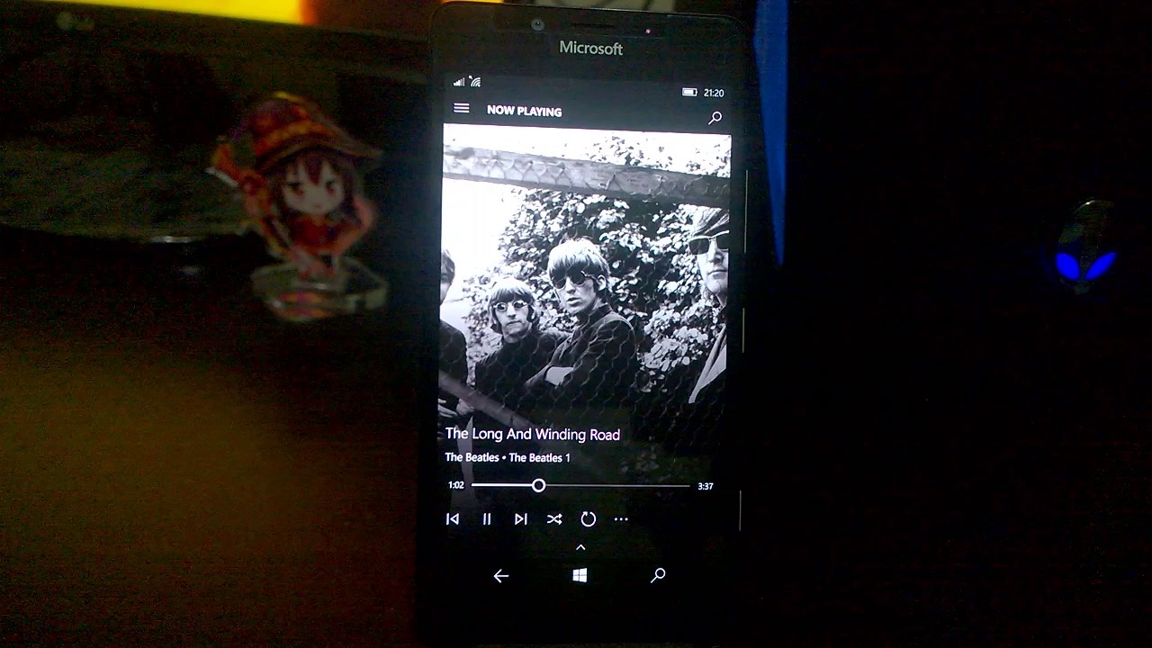 Cortana loves music - YouTube