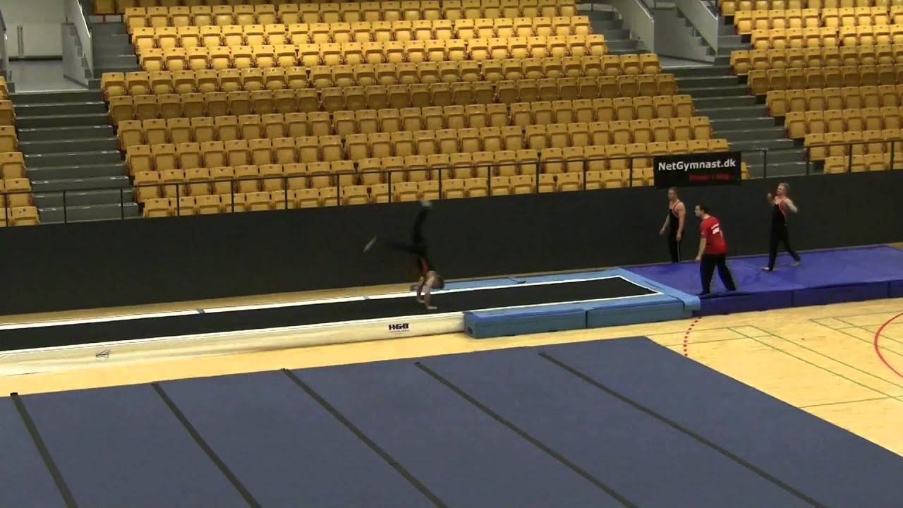 TeamGym Denmark Test Konkurrence Odense Senior Herre Bane - YouTube