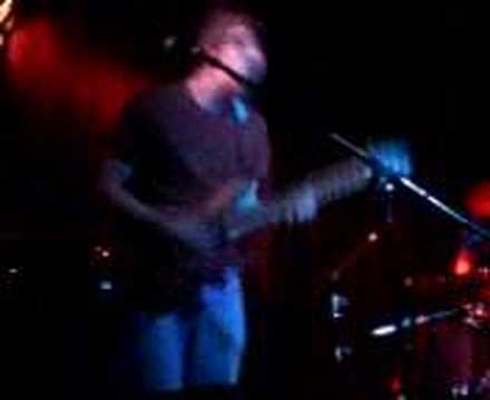 Cut The Blue Wire - Laugh Out Loud - YouTube
