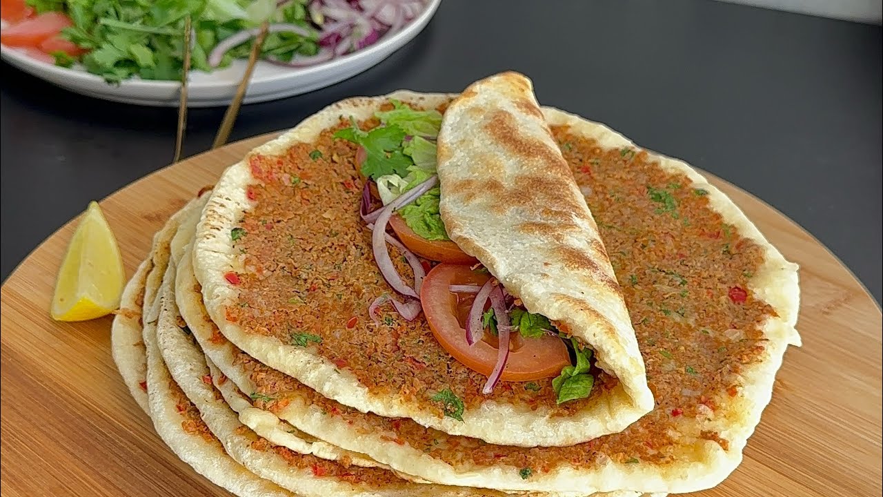 Lahmacun ! Pizza Turque à la Poêle ! Facile à Faire et Délicieuse ...