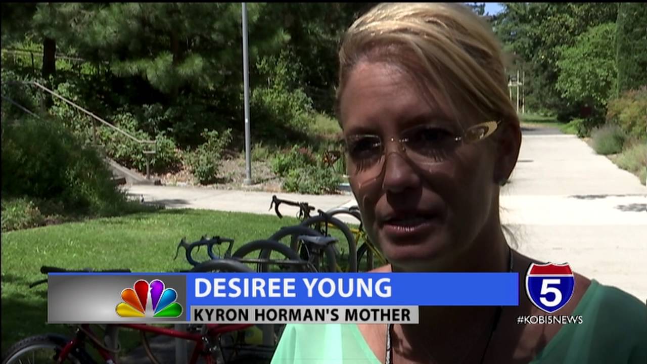 Kyron Horman's 'Wall of Hope' taken down - YouTube