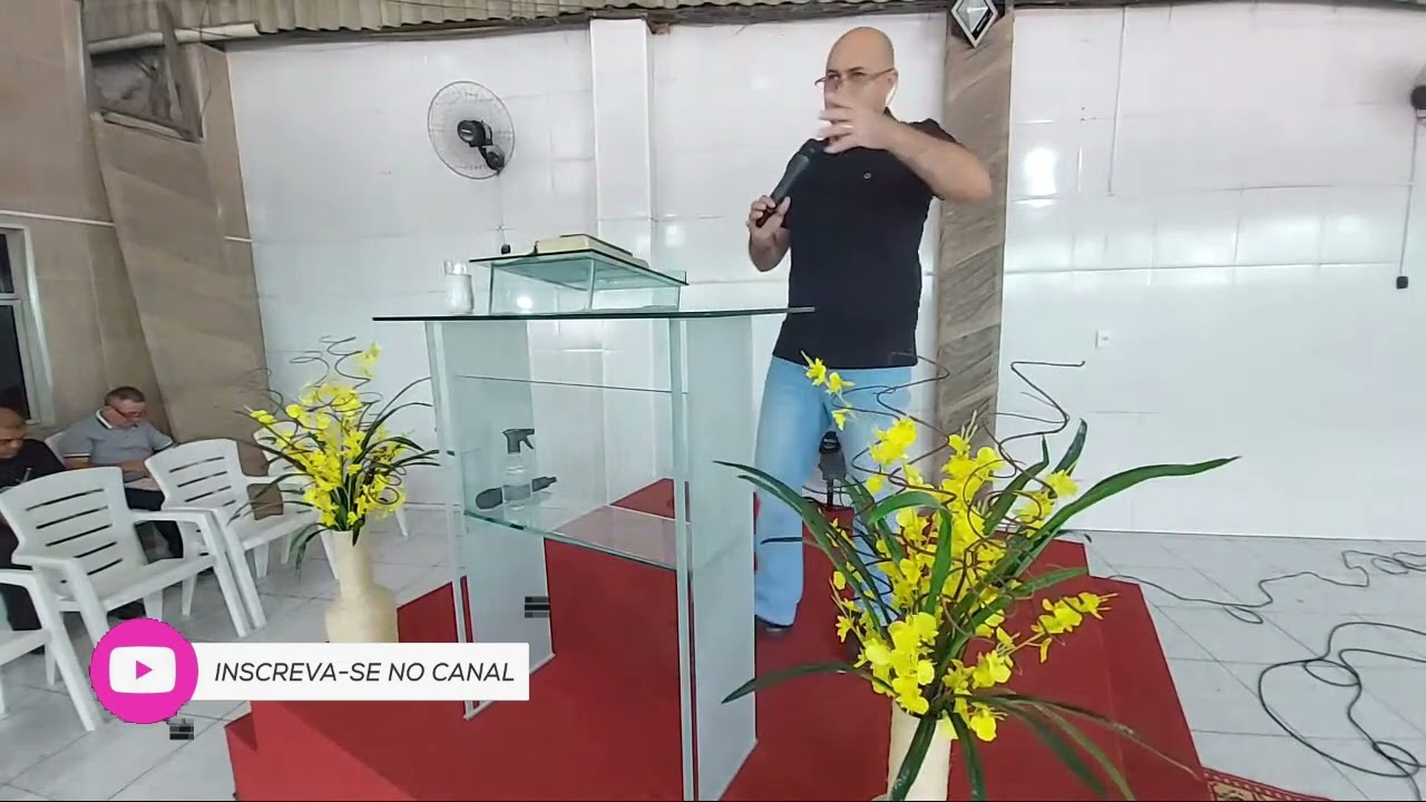 Ósculo santo ou aperto de mão? Qual deve ser a verdadeira saudação da ...