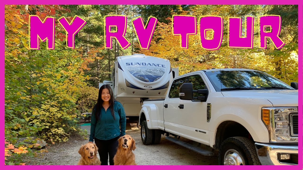 RV Tour🚐Solo Female Full Time RV Life in 33 foot 5th Wheel Trailer w ...
