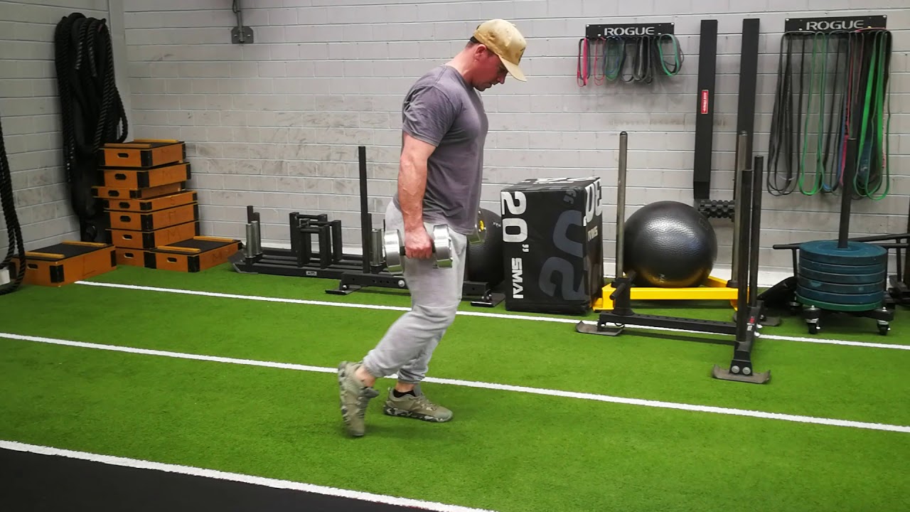 Walking Lunges - Slight Lean Forward - YouTube