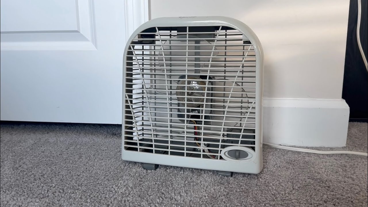 Wexford mini box fan - YouTube