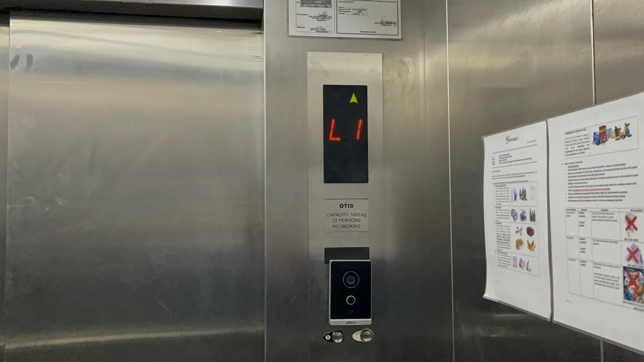 OTIS Gen2 Premier service elevator at Greenbelt 5, Makati, Philippines ...
