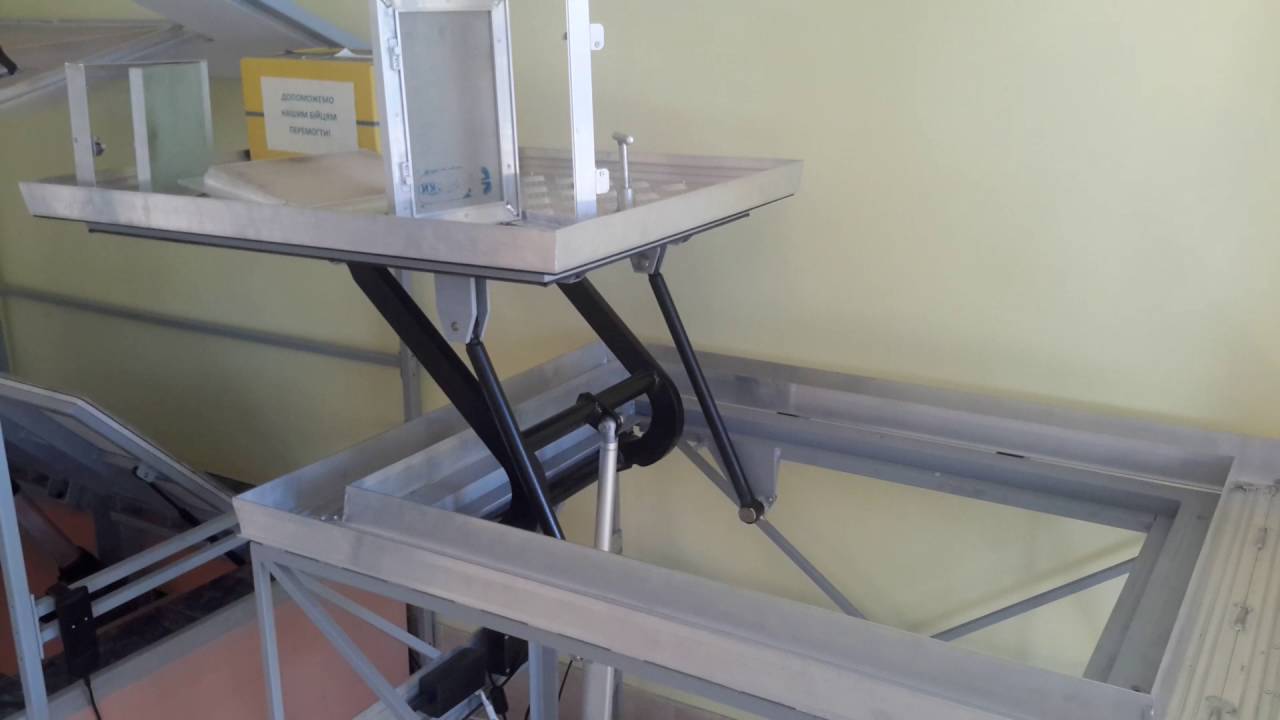 Electronic hatch - YouTube