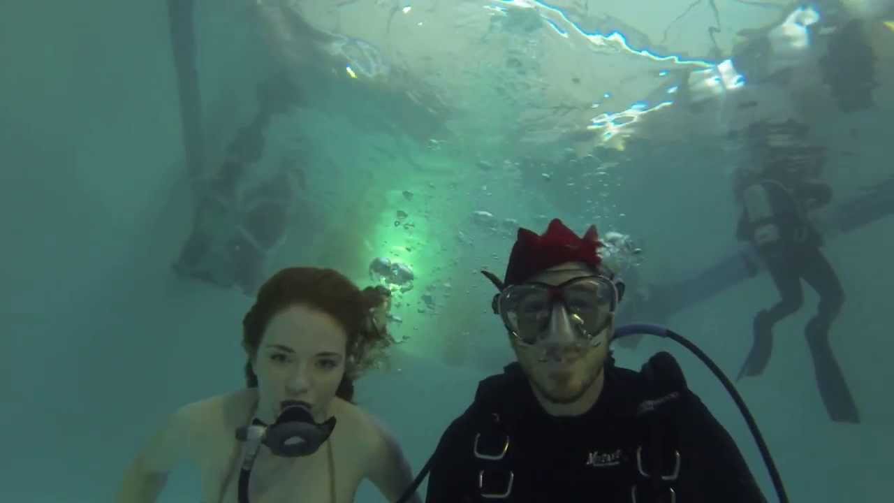 Santa 's Elf Got a Mermaid for Xmas! Scuba Diving in Southern ...